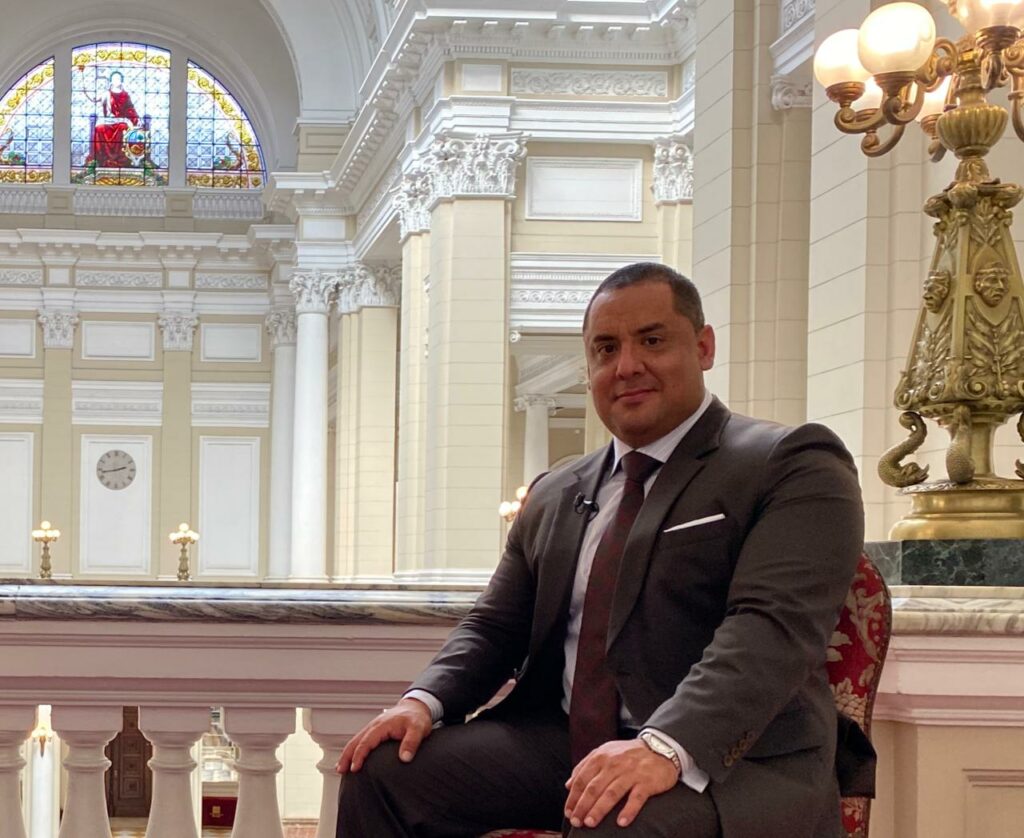 Juez Daniel Cerna: Por incumplimiento de asignación familiar pueden ...