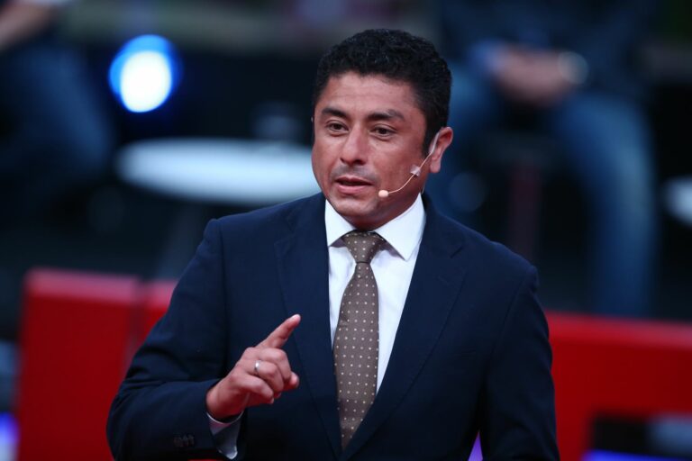 Congresista Guillermo Bermejo reclama personería jurídica para pueblos indígenas - Diario UNO