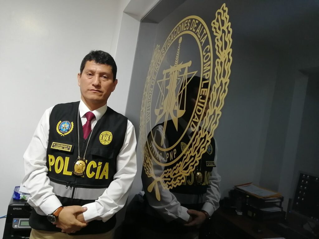 Harvey Colchado Y Jorge Lozano Pasan Al Retiro El Fin De Una Pnp